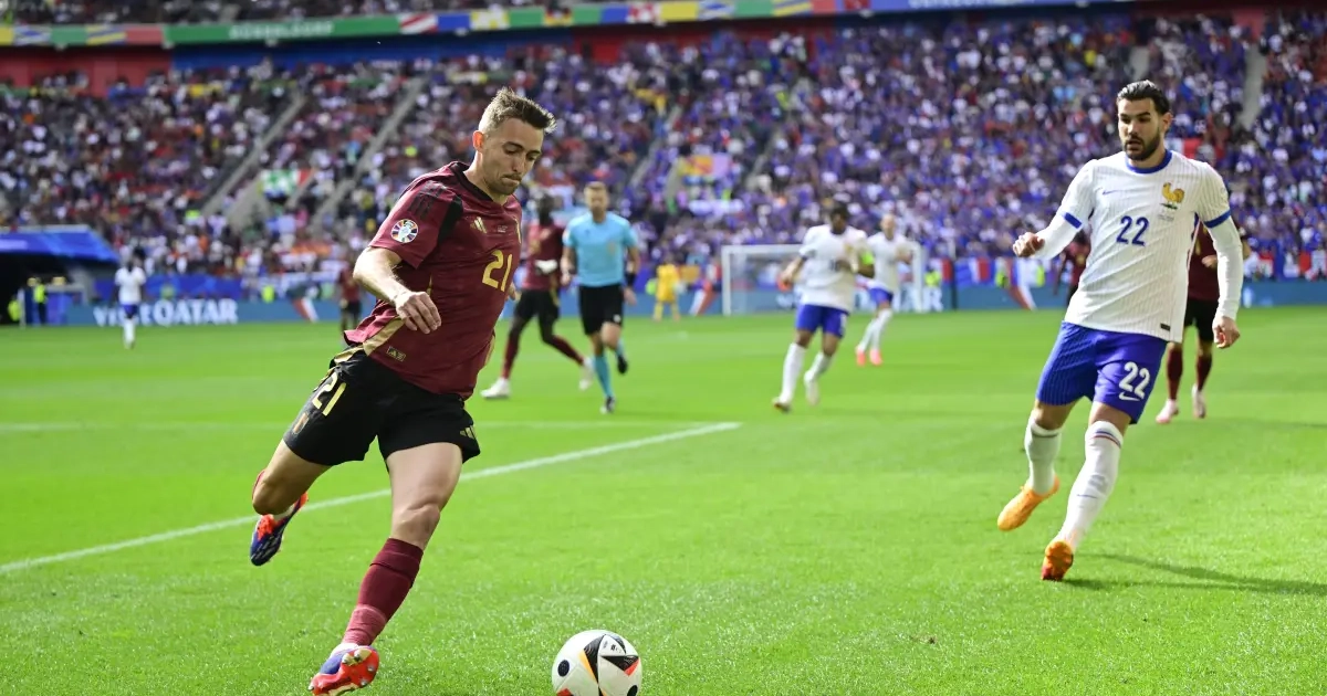 Een avond om snel te vergeten voor Timothy Castagne: Rode Duivel gaat ...