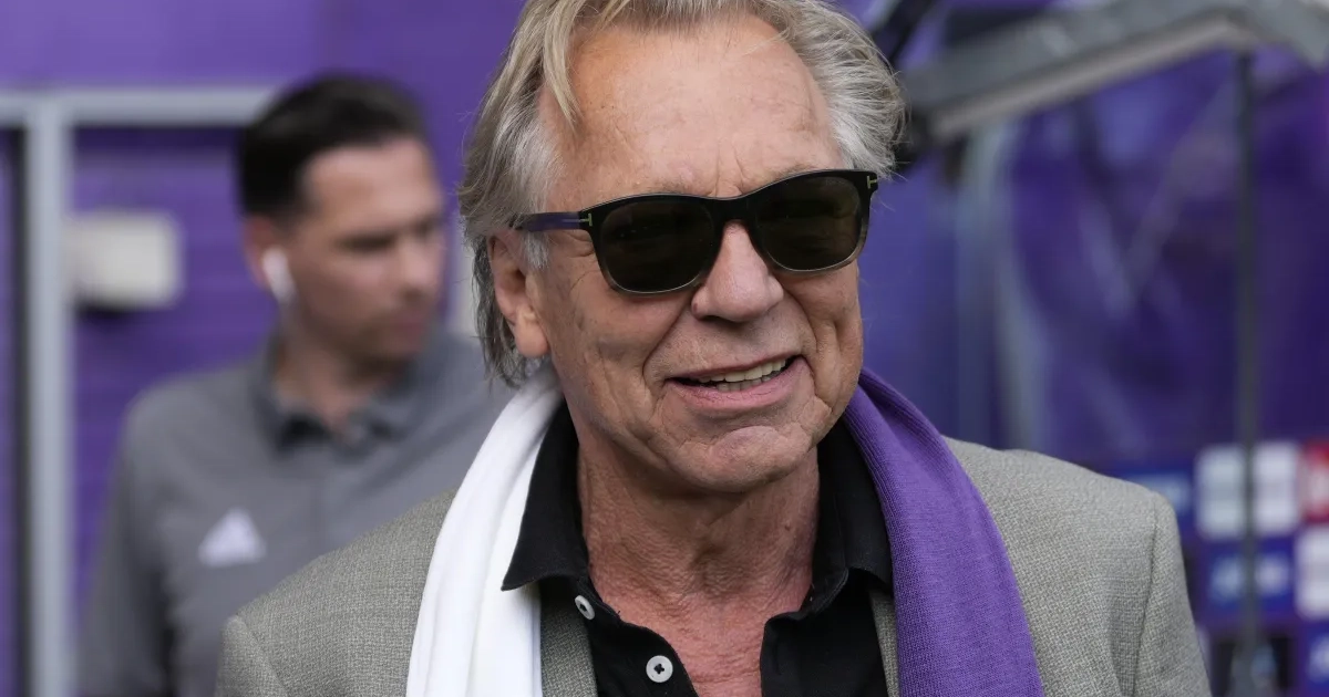 Jan Mulder ziet het WK niet zitten: "Dubieus spektakel" - Voetbalnieuws ...